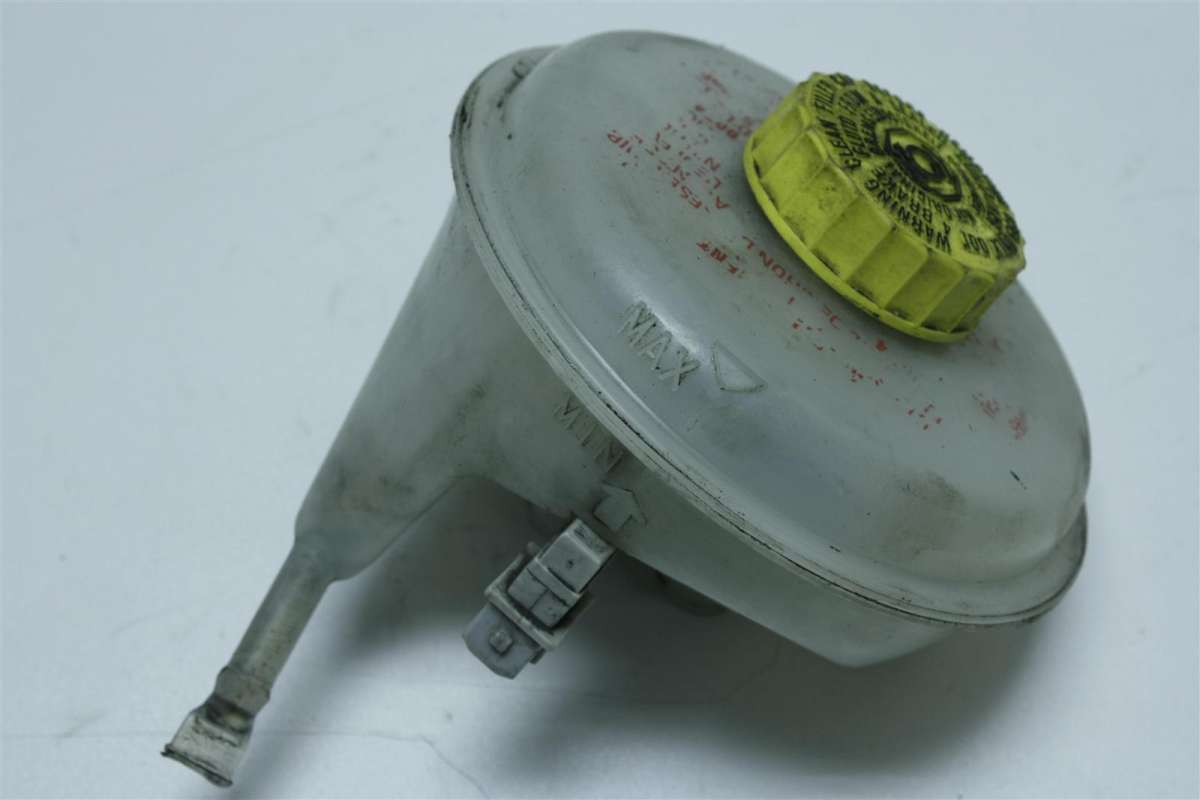 Audi A4 B5/A6 4B Ausgleichsbehälter Bremsflüssigkeit 8E0611301 ...