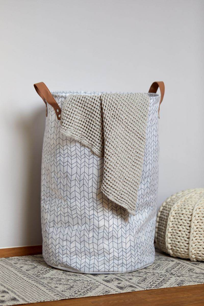 WENKO Wäschesammler Geo, 75 Liter Fassungsvermögen, Tragegriffe ...